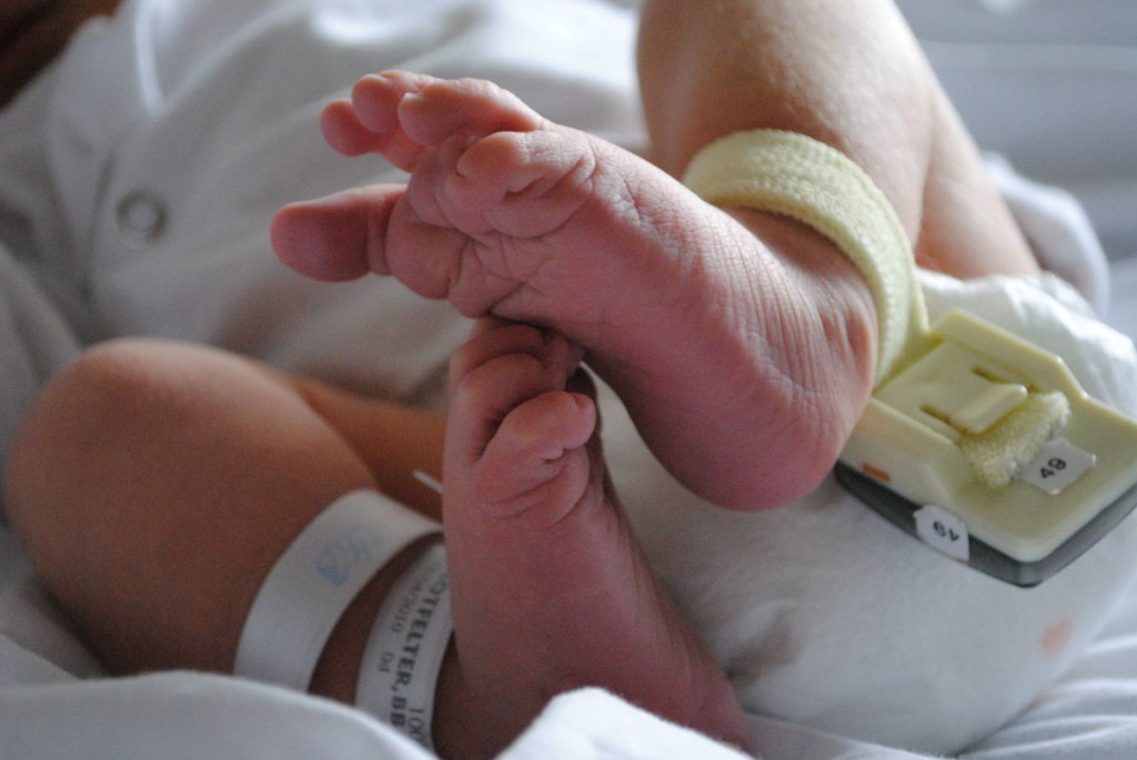 Bebé declarado muerto vuelve a la vida antes de ser cremado - Noticias ...